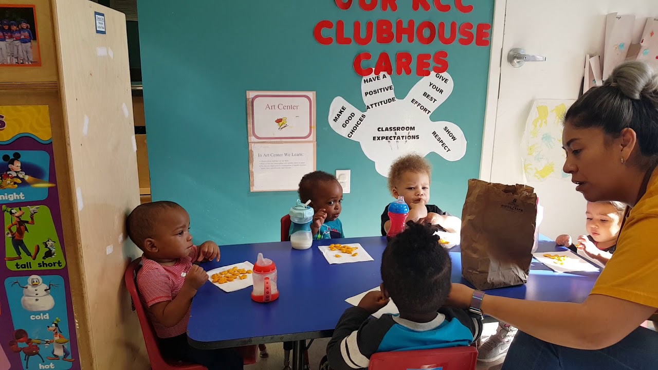 Snack Time - One year old classroom - YouTube