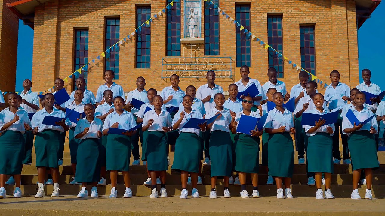 NDASHAKA KUVUGA IBYAWE_ Chorale St. Jean de Murunda Official Video 4k ...