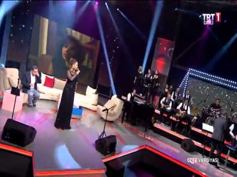 İzel - Yolcu Yolunda Gerek