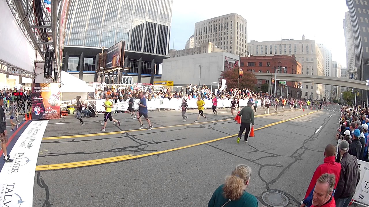2016 Detroit Marathon - YouTube