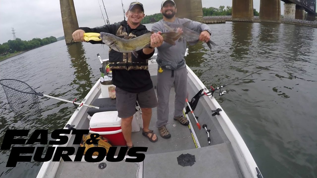 The Bite was FAST and FURIOUS: Catching LOTS of Catfish Below a Dam ...