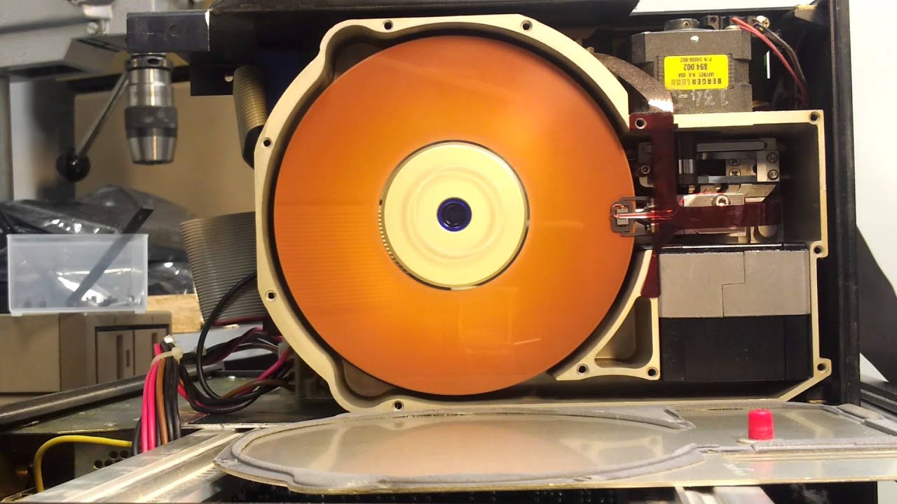 Open Seagate ST-412 spins up - YouTube