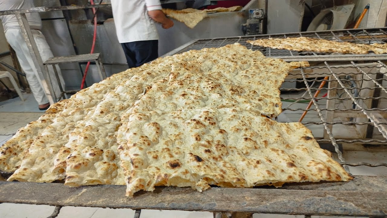 Cooking Sangak bread in a different way| baking sangak bread| sangak ...