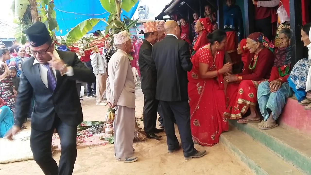 lahure dance tanahun samjur - YouTube