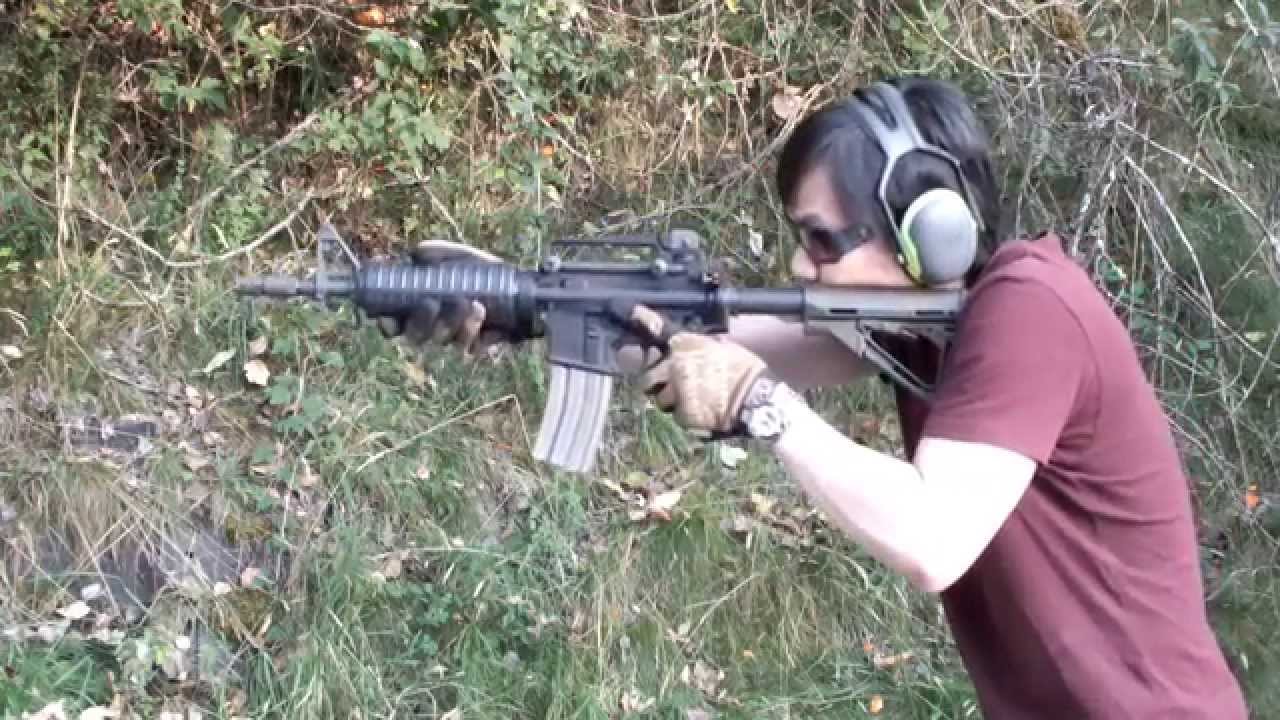 LMT Defender 2000 CQB 5.56mm rifle - YouTube
