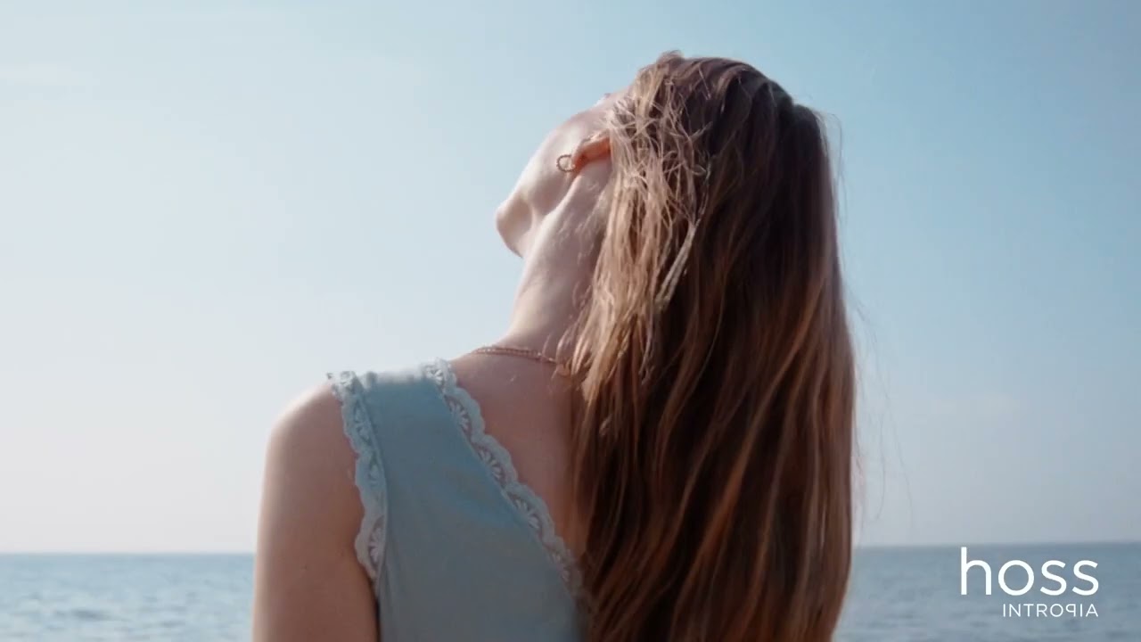 HOSS INTROPIA | Perfume Manuela - YouTube