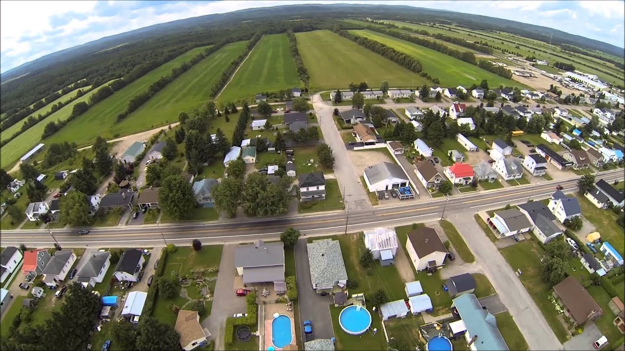 Village de La Dore, A Vue d'Aigle - YouTube