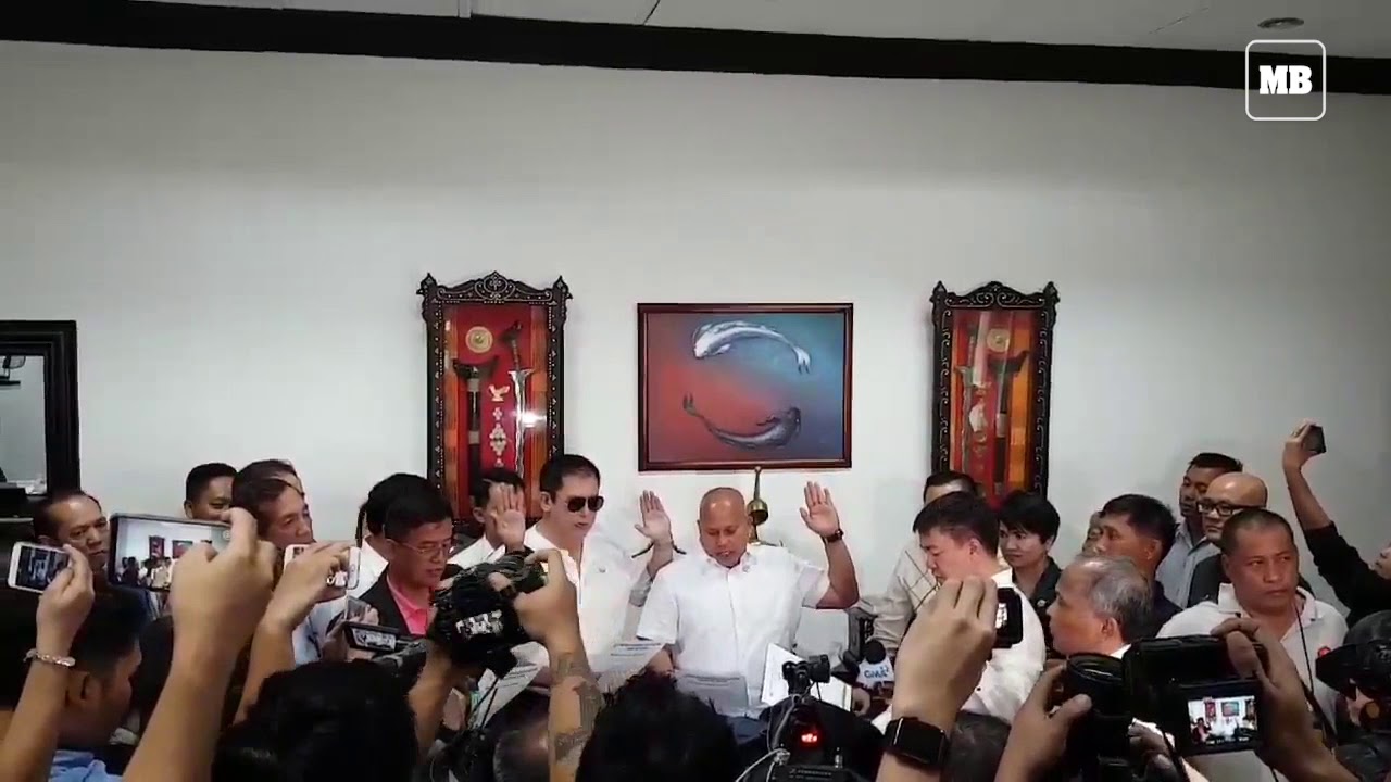 Director General Ronald 'Bato' dela Rosa takes his oath as the newest ...