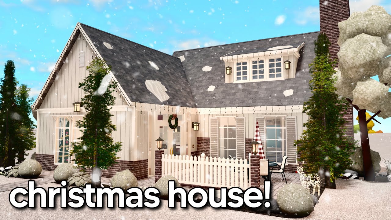 building a CHRISTMAS HOUSE (in November) - YouTube