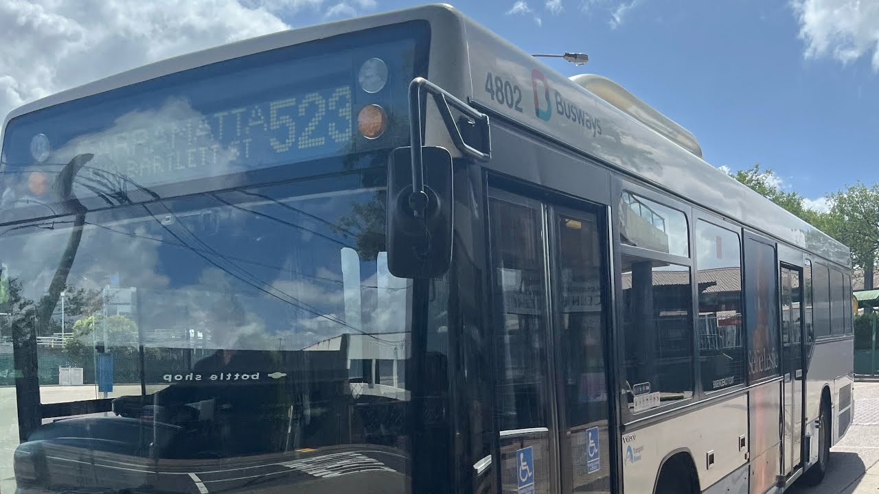 Busways North West Ryde m/o 4802 Volvo B12BLE Euro 3 Custom Coaches ...
