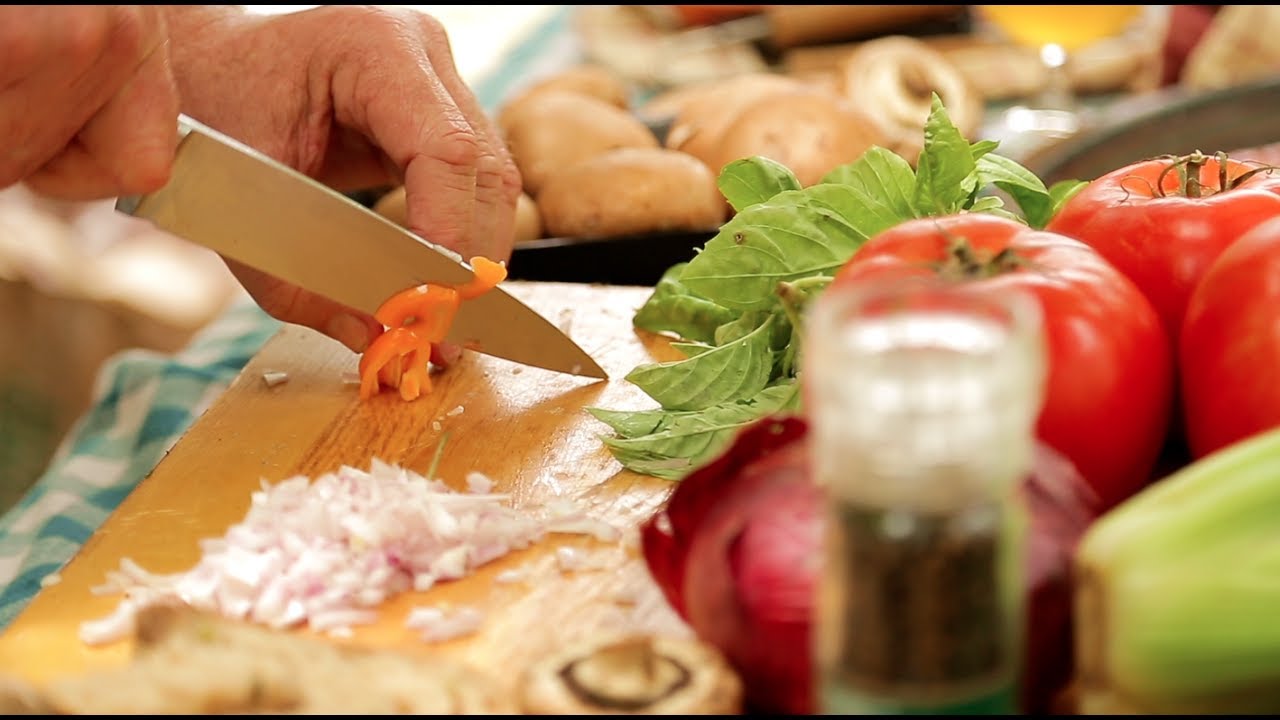 Rancho Steaks with Habanero Beer Reduction - YouTube