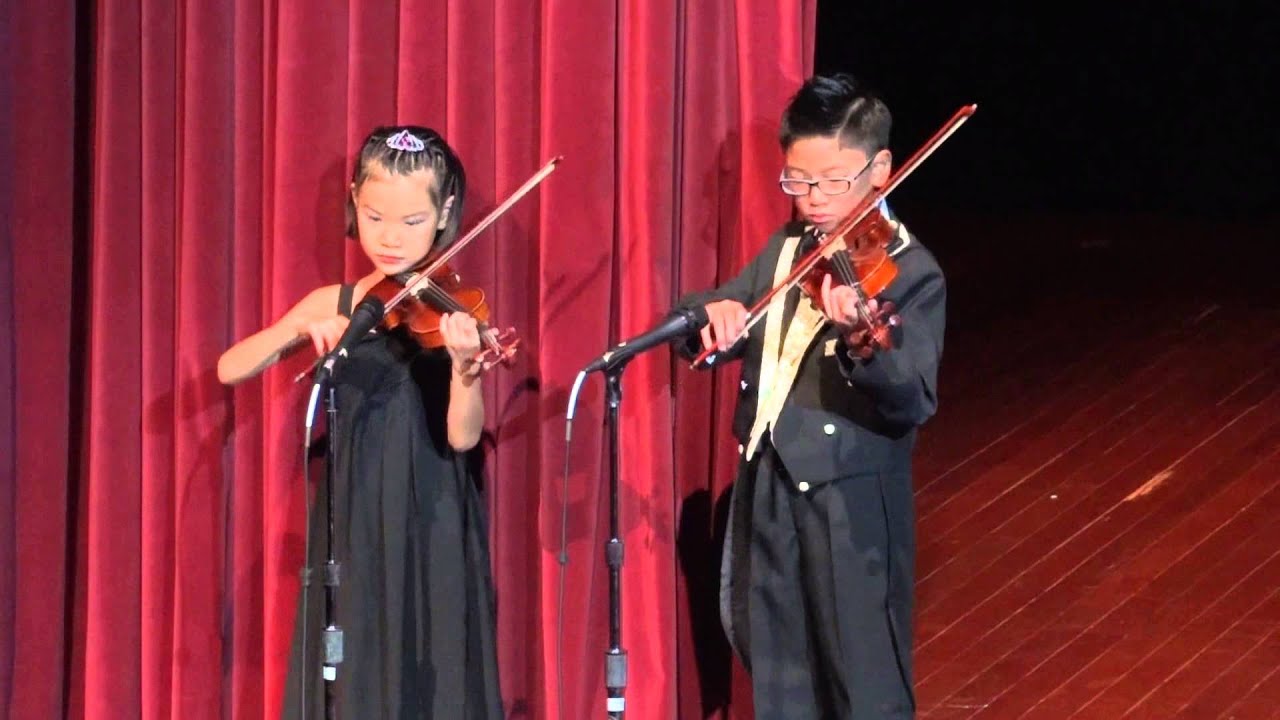 CDFY Concert 2013 - Minuet in G - YouTube