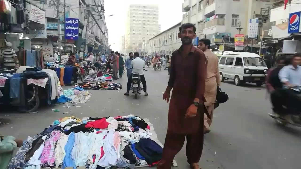 Bohri Bazar Saddar Karachi | Random Video - YouTube
