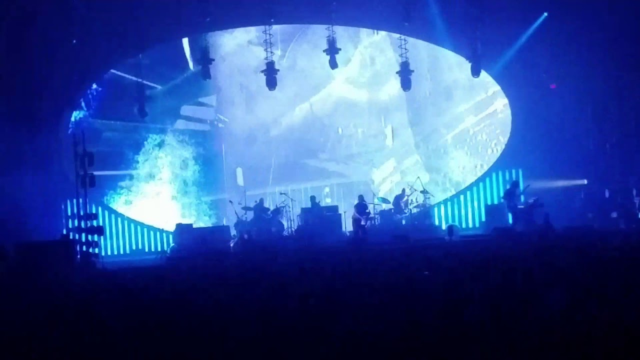 Radiohead performing "Ful Stop" Live in Columbus Ohio 7.23.18 - YouTube
