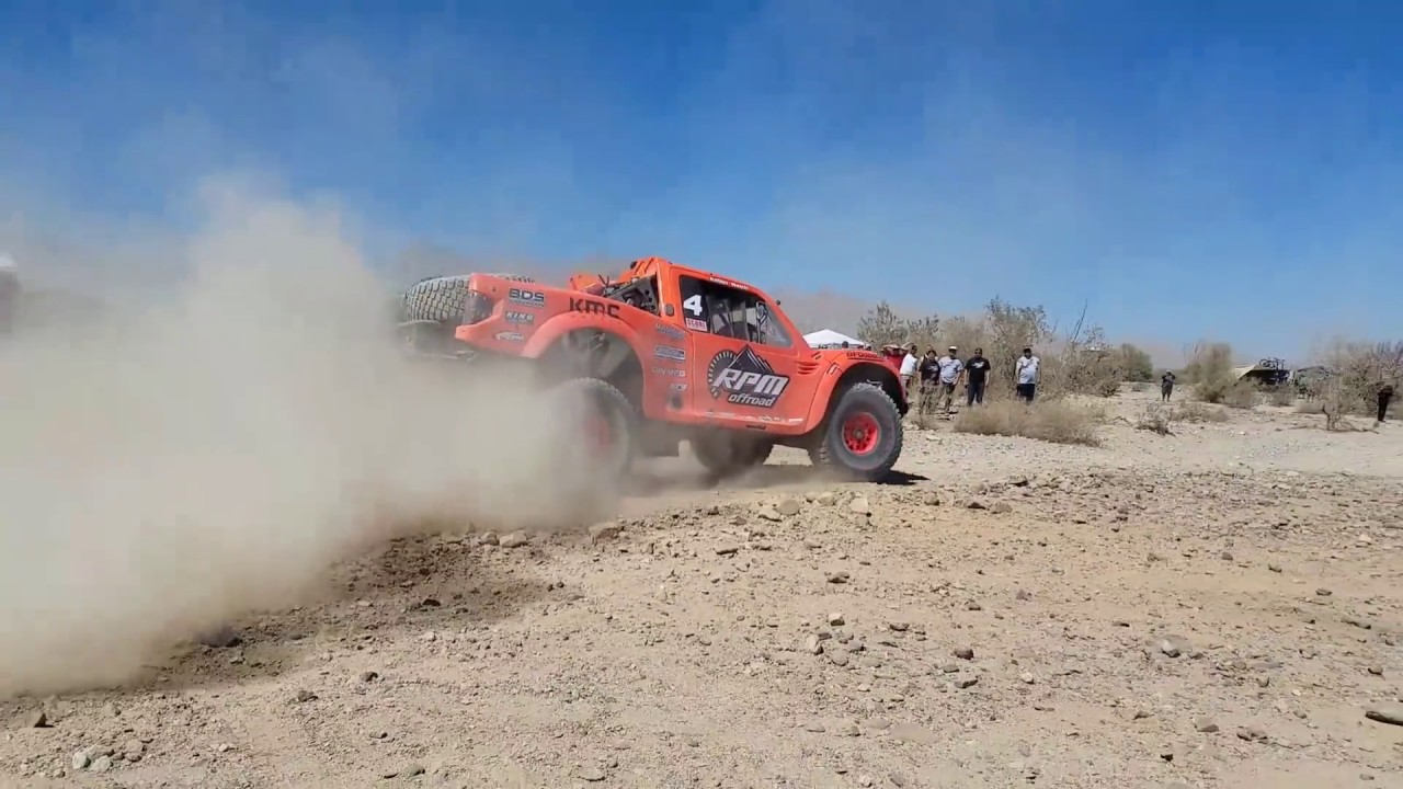 Trophy trucks score San Felipe 250 2018 - YouTube