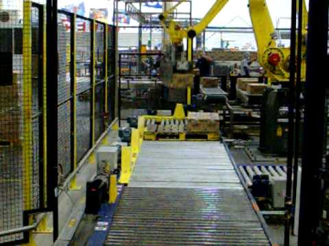 ROBOT FANUC M410 iB - YouTube