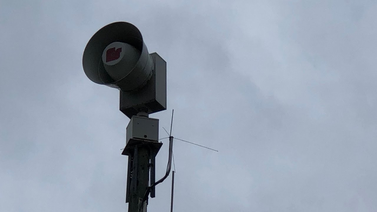 Federal Signal: 2001-130, Alert - Indianapolis, Indiana - YouTube