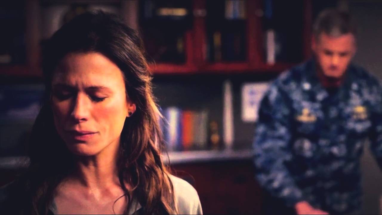 The Last Ship - Tom & Rachel - Fix You - YouTube