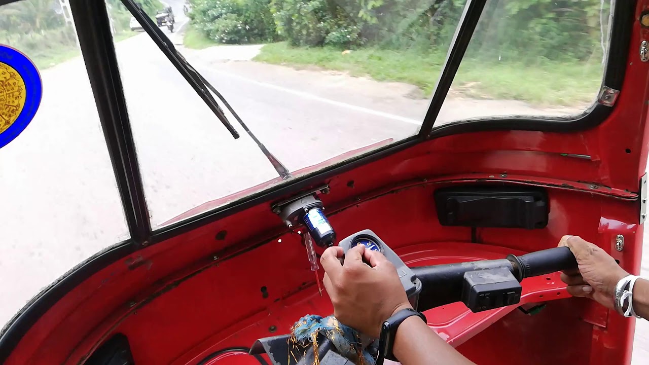 High speed with Tuk tuk - YouTube