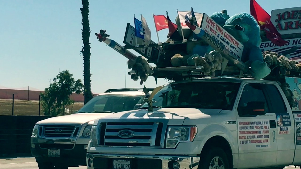 Trump Crazy Wagon - YouTube