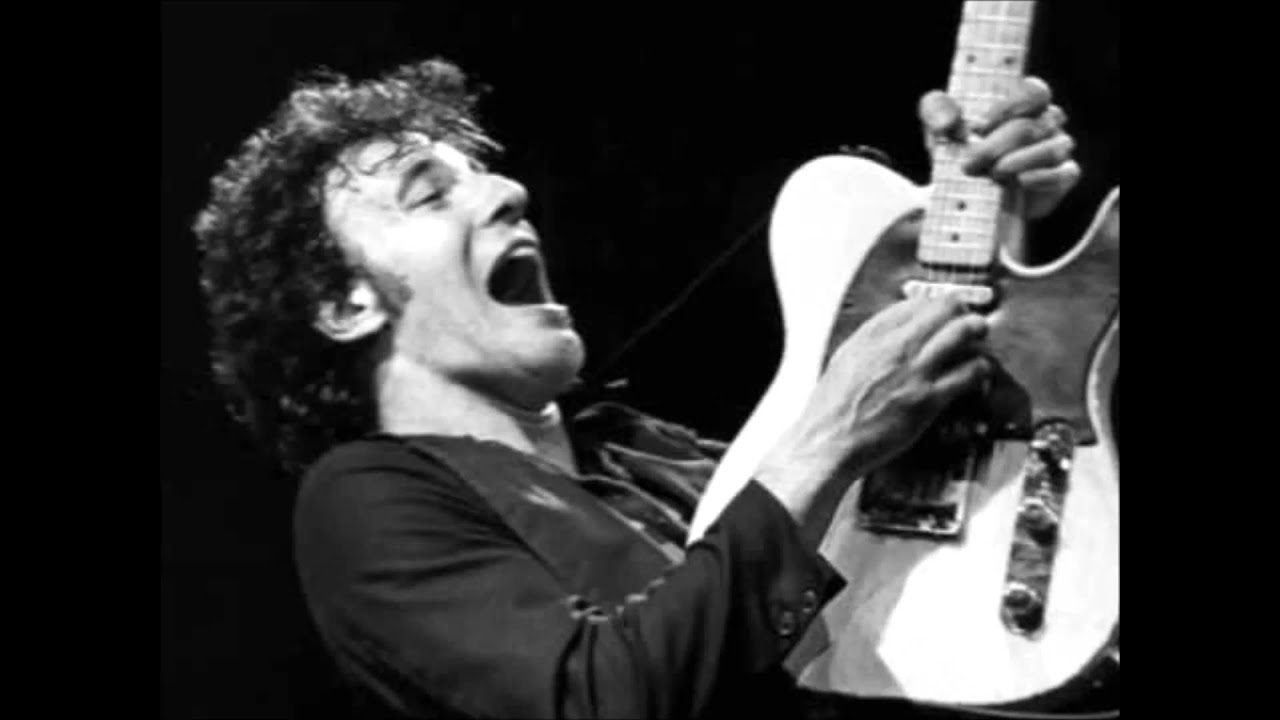 Bruce Springsteen Thunder Road 1977 - YouTube