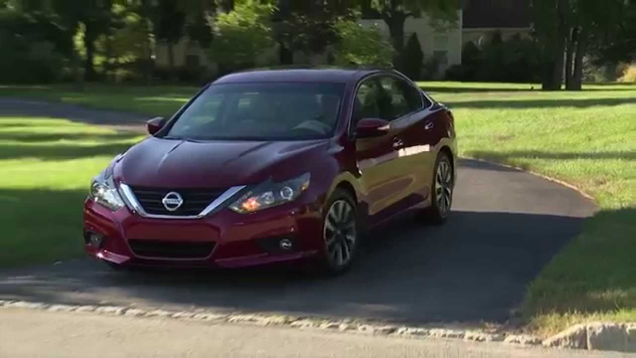 2016 Nissan Altima SL Driving Video | AutoMotoTV - YouTube