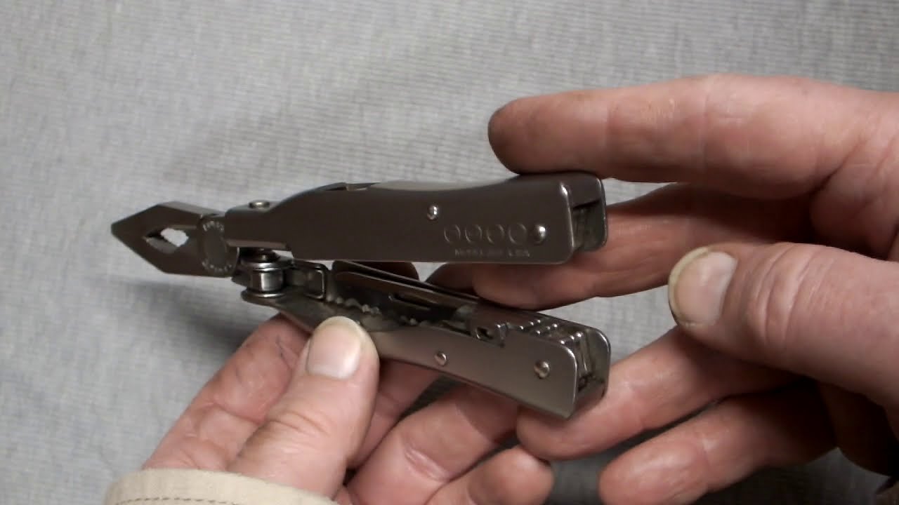 Buck Knifes Buck-Tool - YouTube