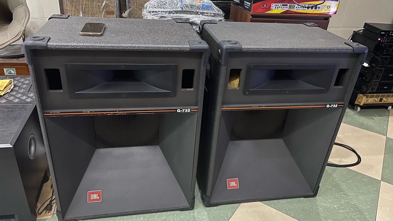 JBL G-732 ghép với QSC USA 1300 nghe phê quá karaoke và nghe nhạc đều ...