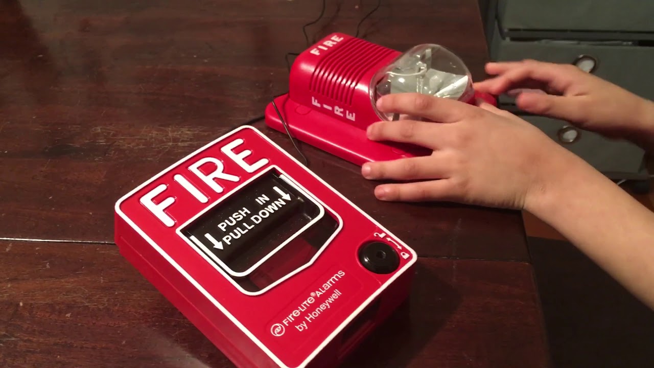 System Sensor P24110 Horn strobe fire alarm - YouTube