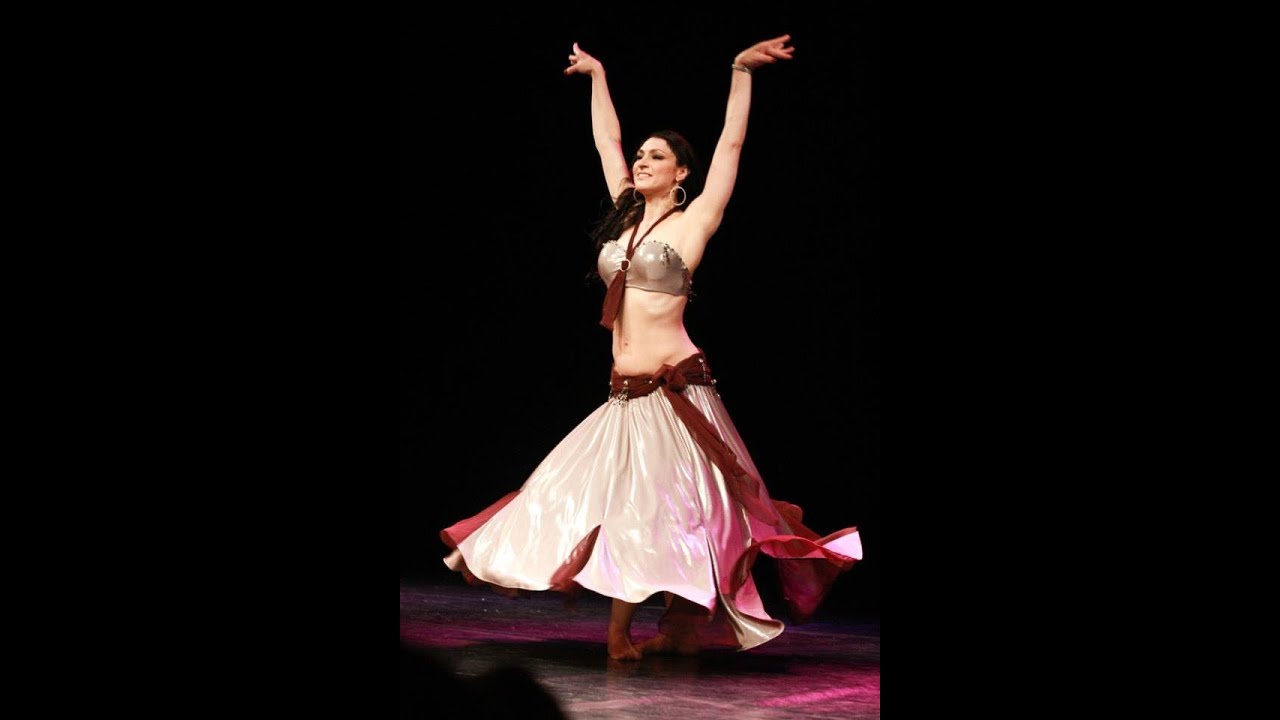 Serena Ramzy Belly Dance Enta Omri III Brazil 2013 - YouTube