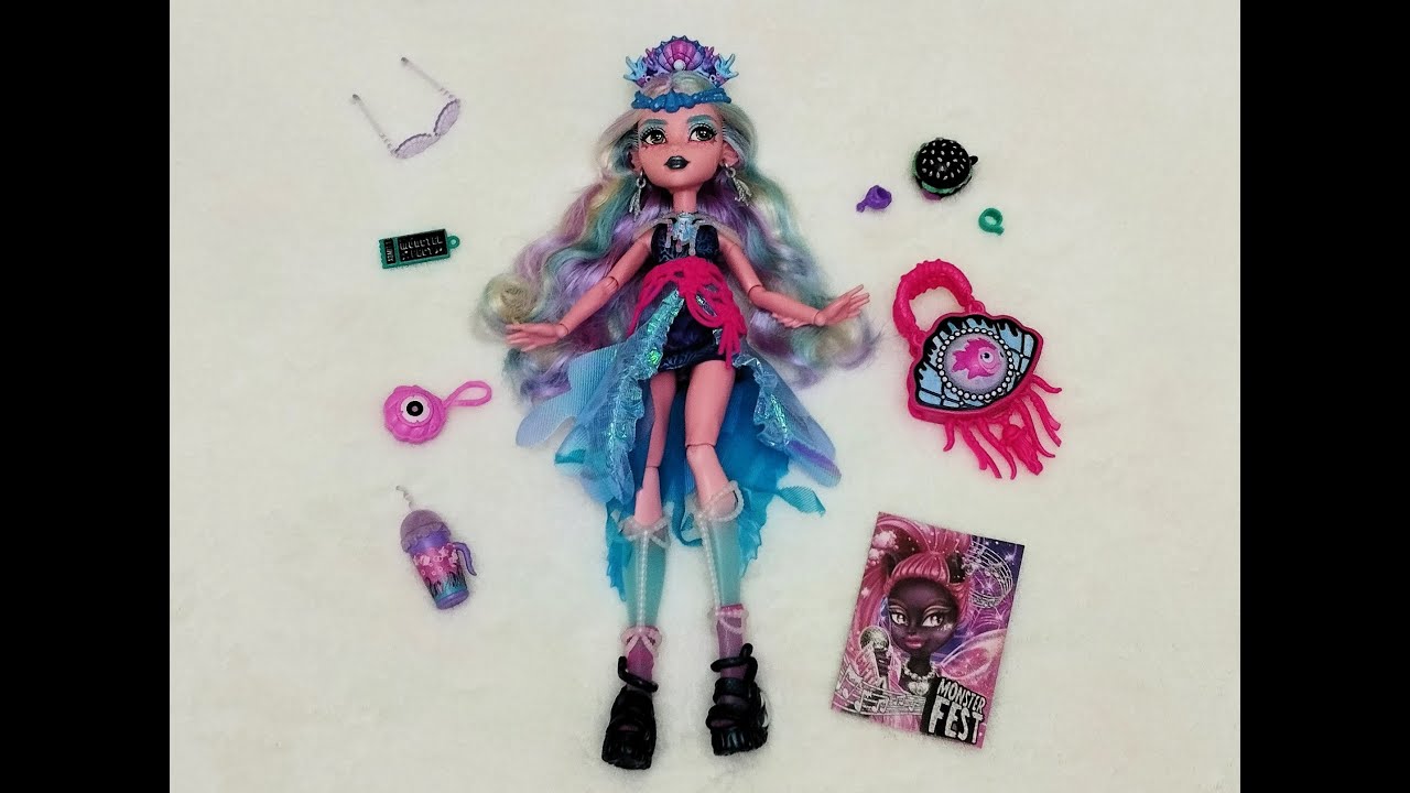💖🎬 PREMIERE- Unboxing & Detailed Review MONSTER FEST LAGOONA BLUE Doll ...