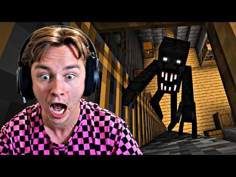 I Turned Minecraft into Psychological Horror