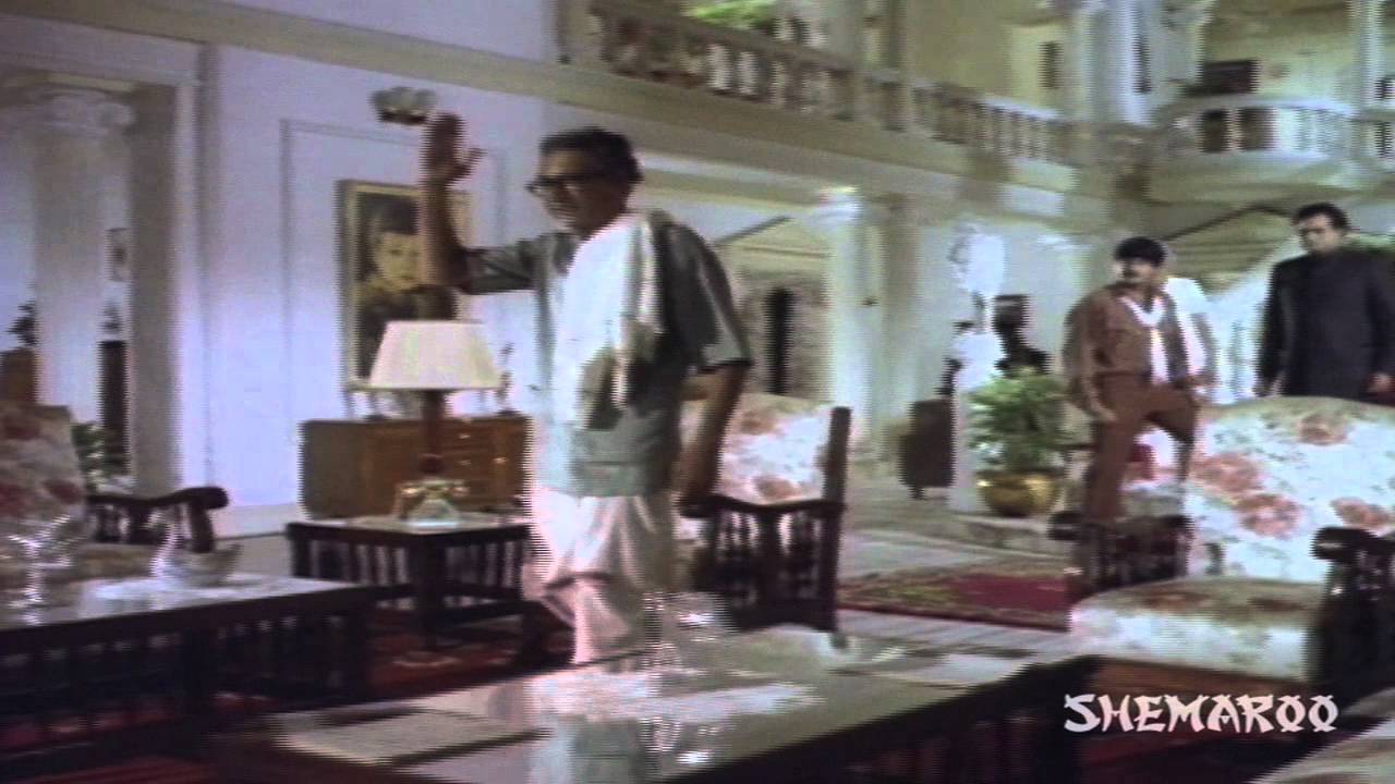 Bhale Donga Movie Scenes - Sculptor rejecting Mohan Babu's order - YouTube