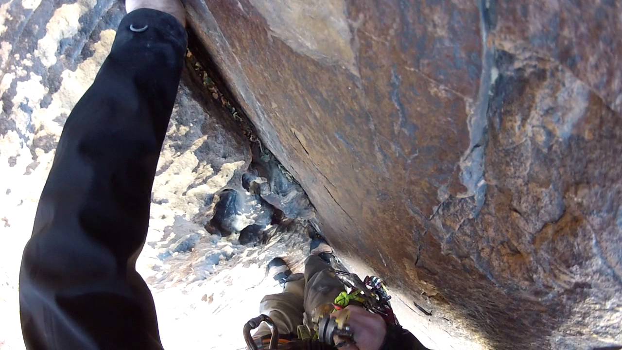 Trad Climbing Lady Luck (4th pitch) in Red Rock Canyon, Las Vegas ...