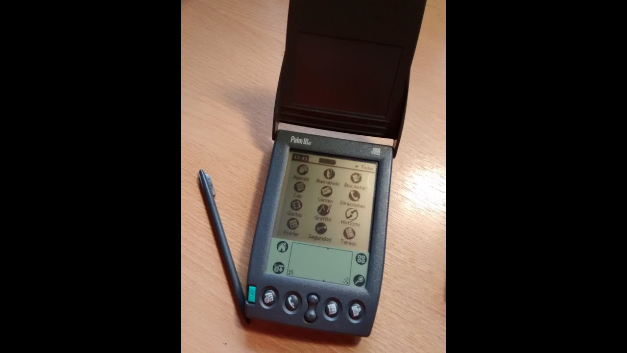 3Com Palm IIIe - YouTube