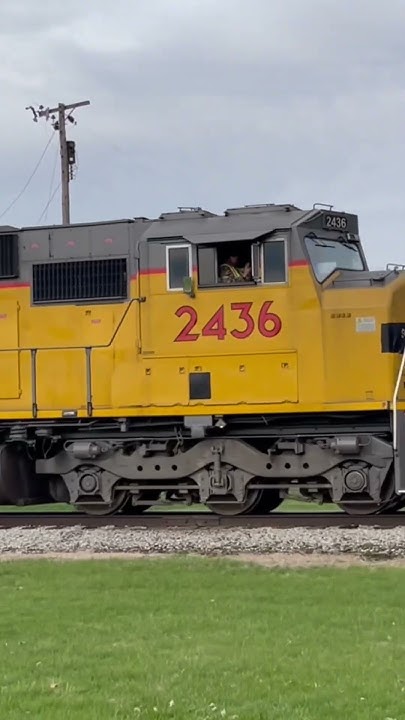 UP #2436 and #2446 (now under LTEX) on the ex DT&I line 🇺🇸🇺🇸 - YouTube