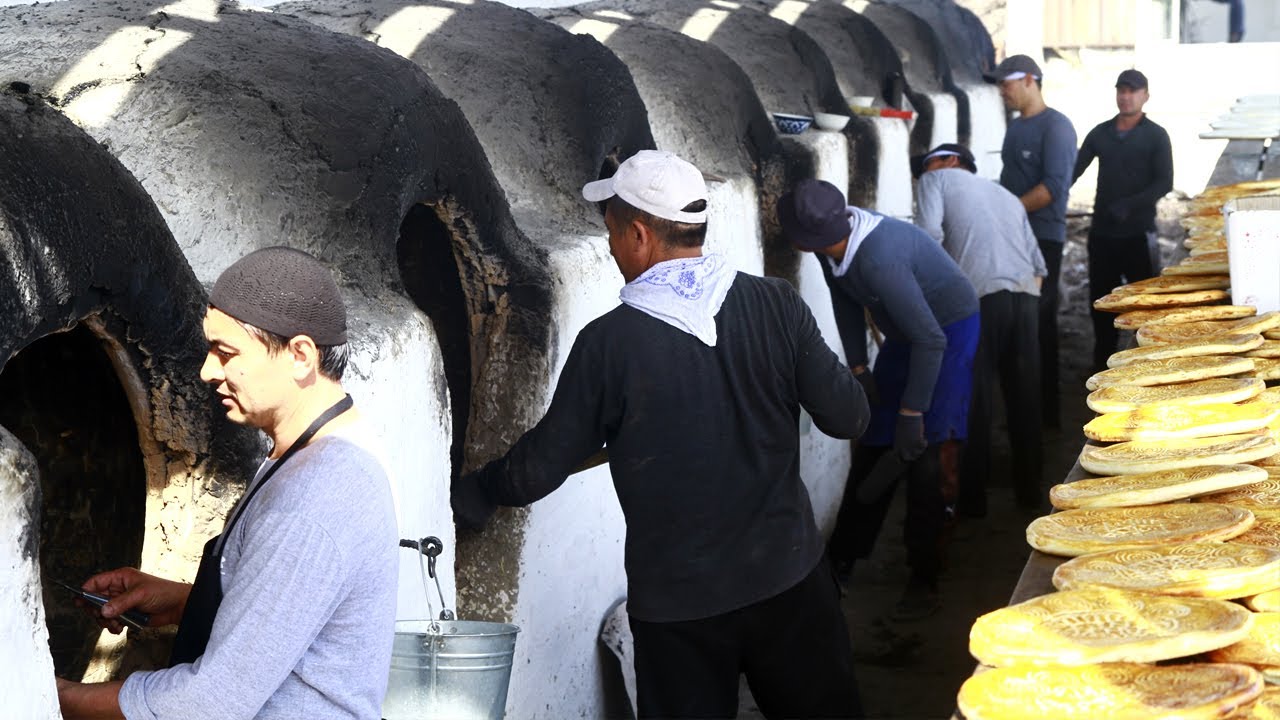 Legendary Fergana bread How to bake 5000 bread a day - YouTube