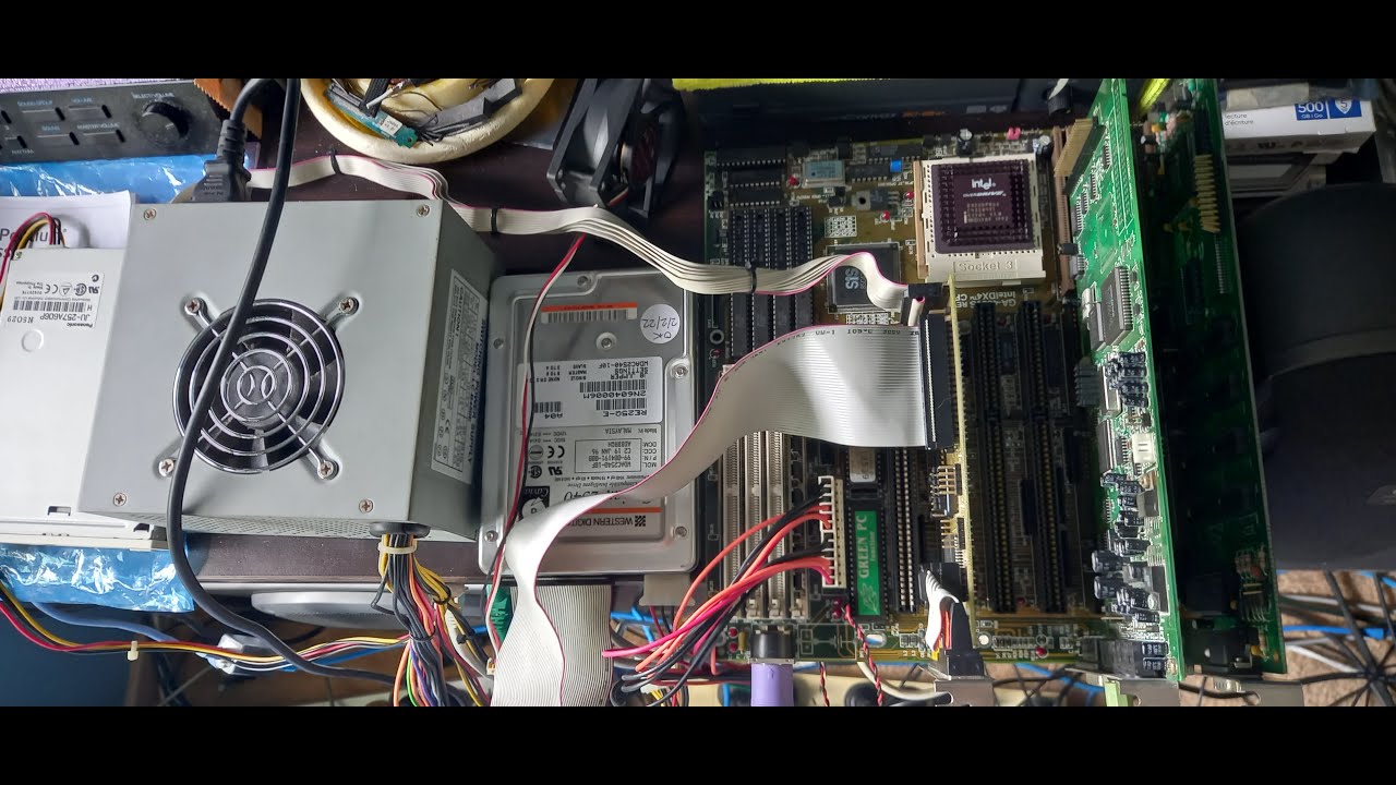 Quick test of a 486 motherboard. - YouTube