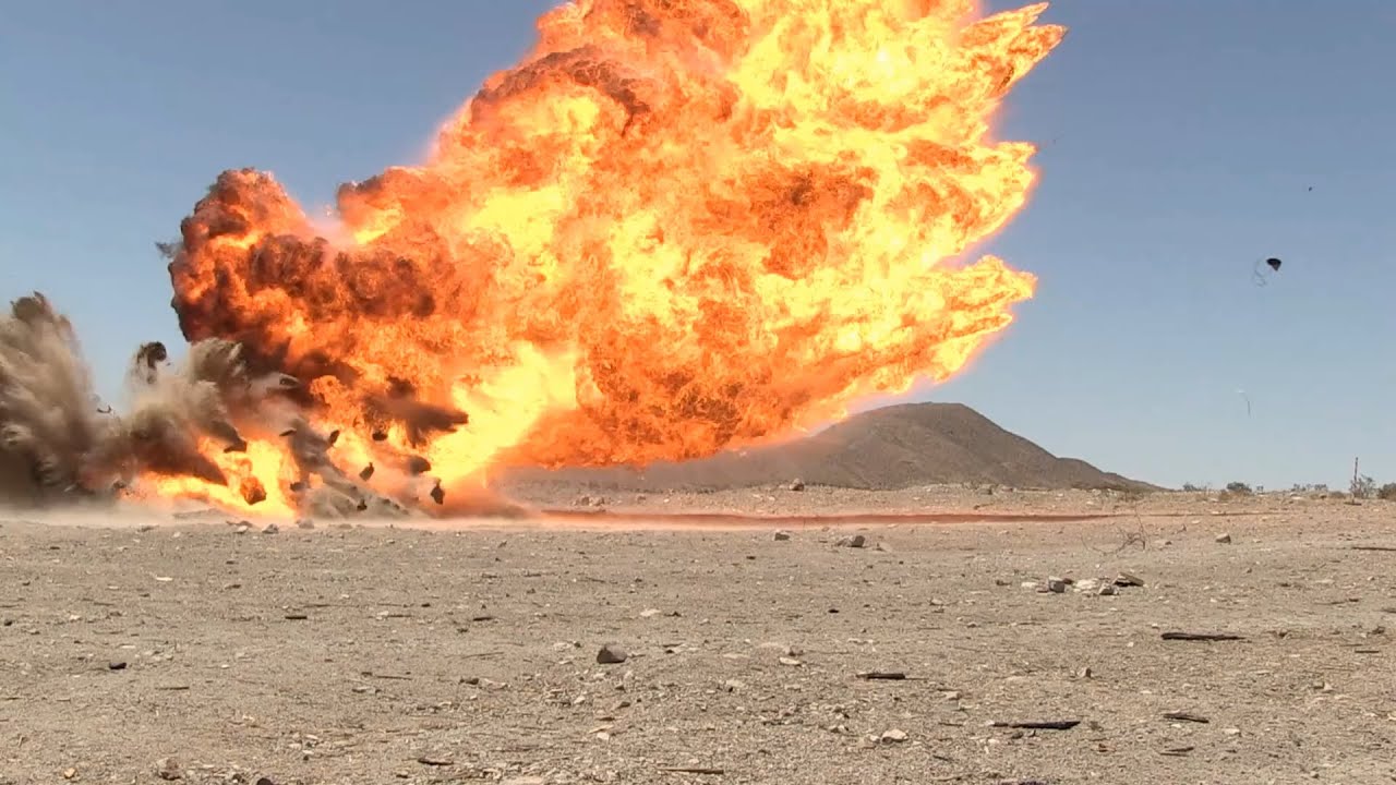 Marines and UAE Soldiers Conduct Demolitions Training - YouTube