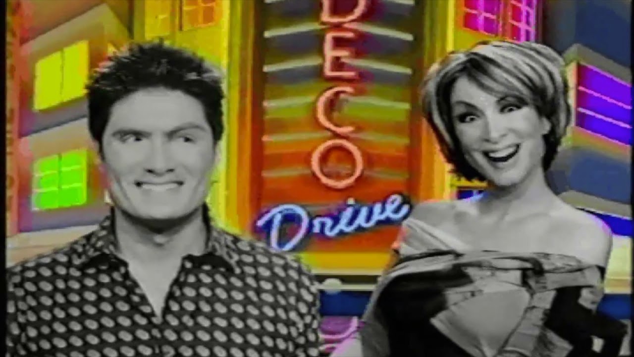 Deco Drive miami beach - YouTube