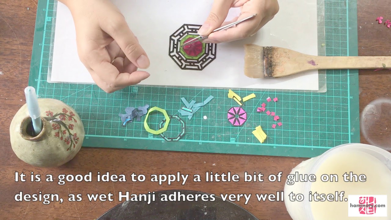How to cut and glue the inner colours of a Hanji craft design ...