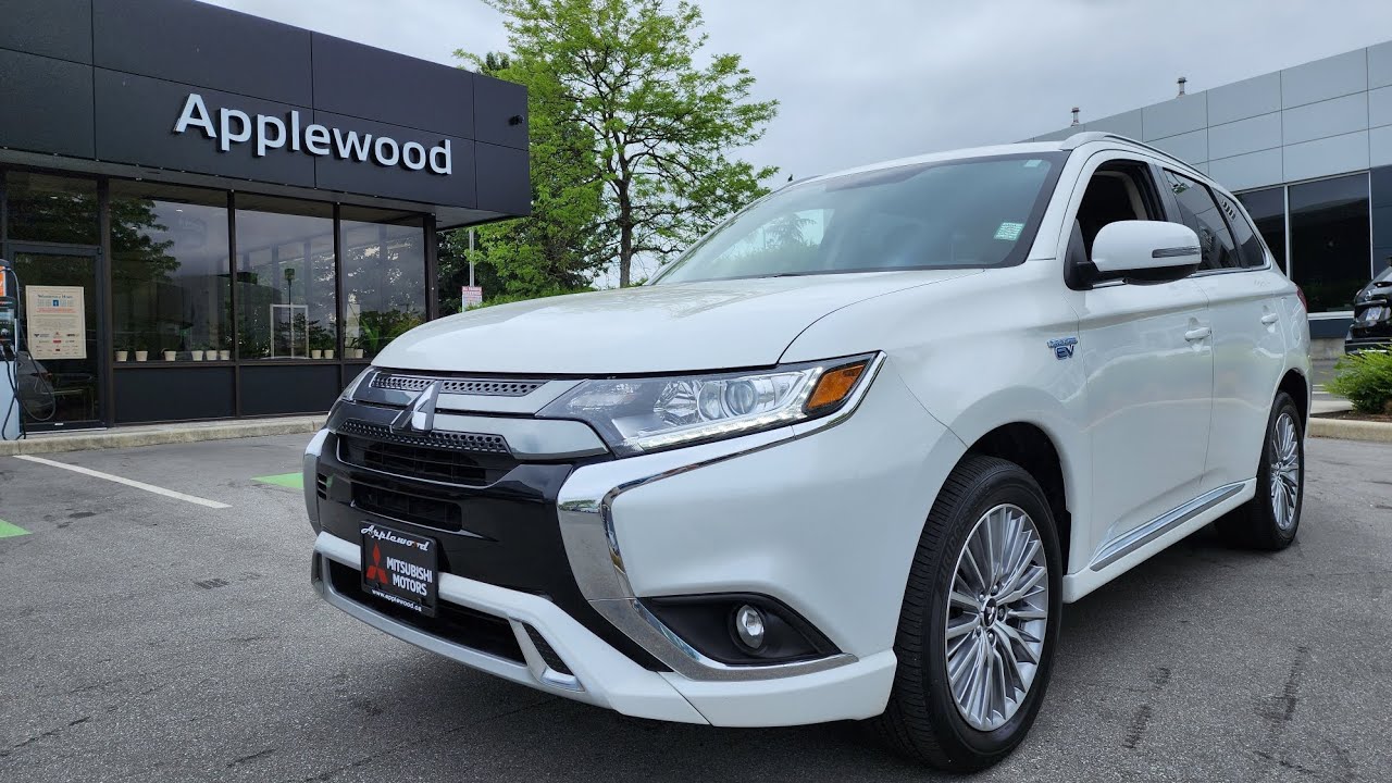 2020 Mitsubishi Outlander PHEV SEL Walk Around - YouTube