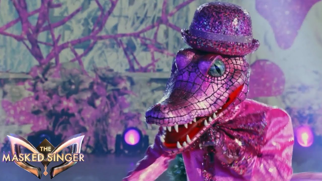 Crocodile singing “Toxic“ by Brittney Spears/ THE MASKED SINGER SEASON ...