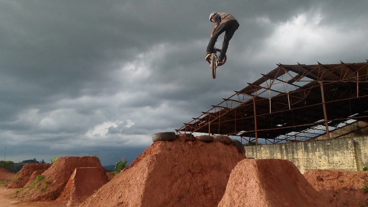 BMX Dirt jump summer trip (Big Jumps) - YouTube