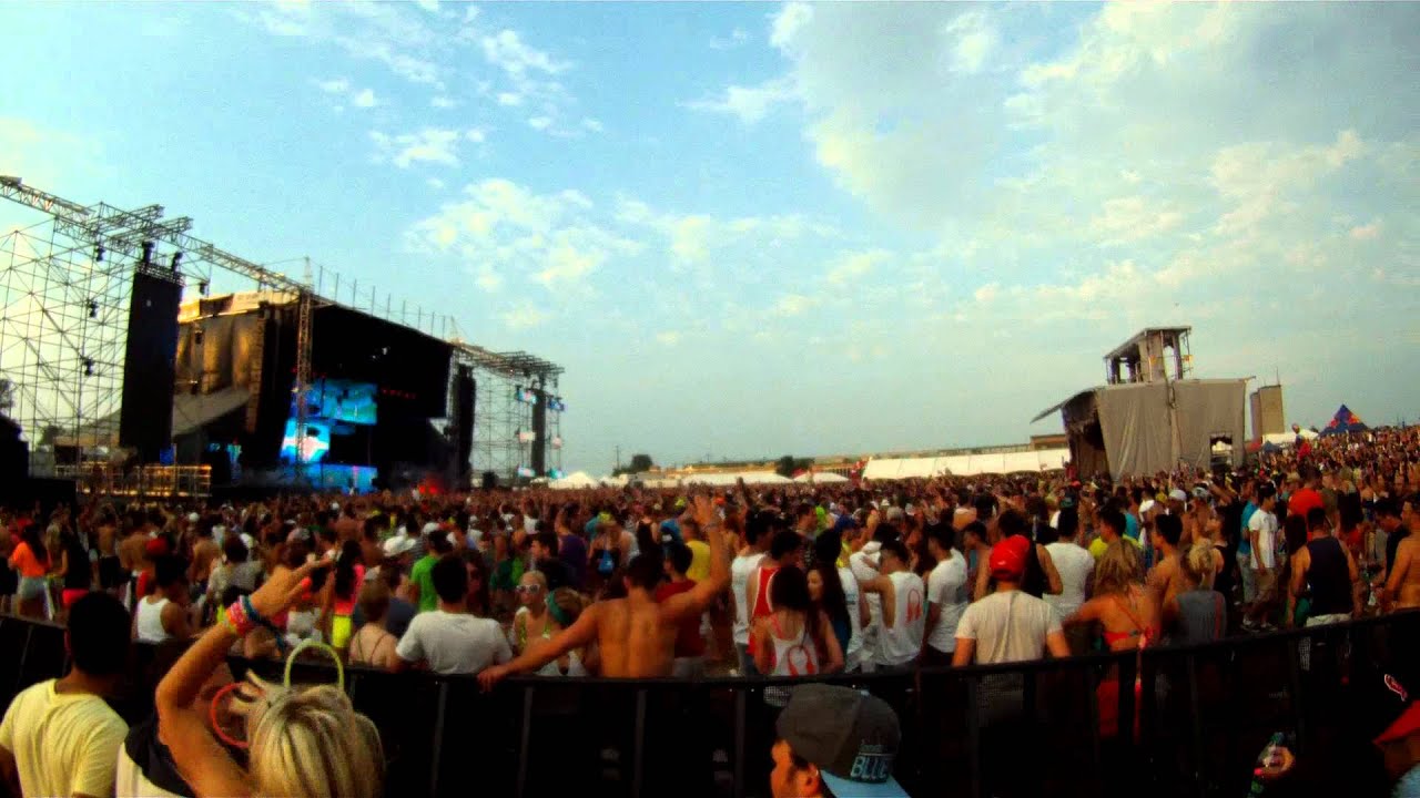VELD Toronto 2012 Greyhound Steve Angello - GOPRO HD - YouTube