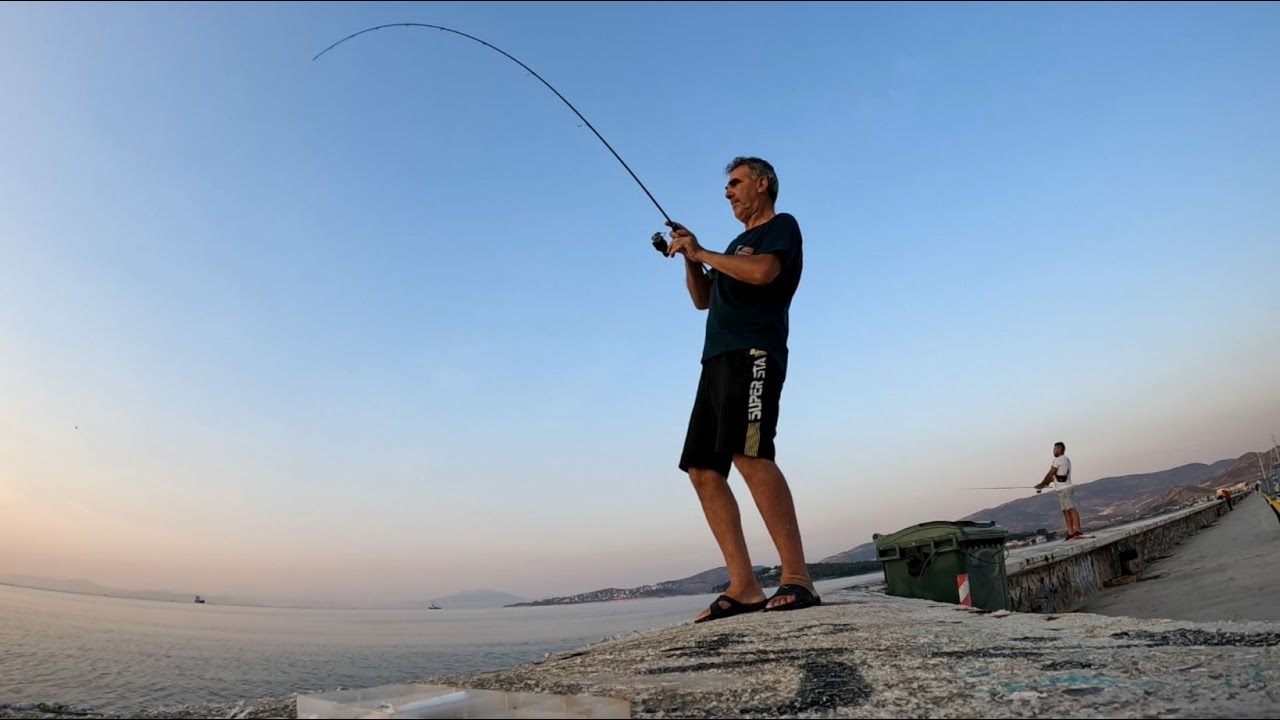 Μονο στο πλανακι χτυπουσαν τα ψαρια σημερα LRF spinning @haralrf - YouTube