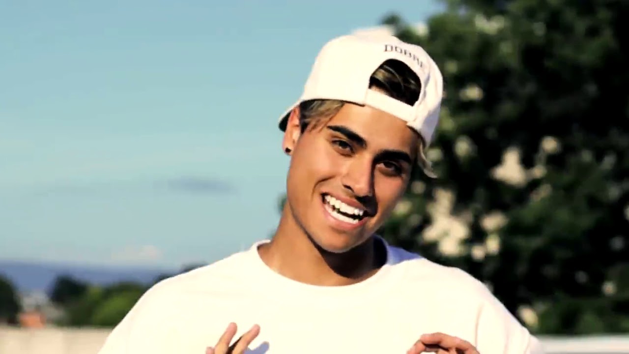 Dobre brothers you know you lit official music video. - YouTube