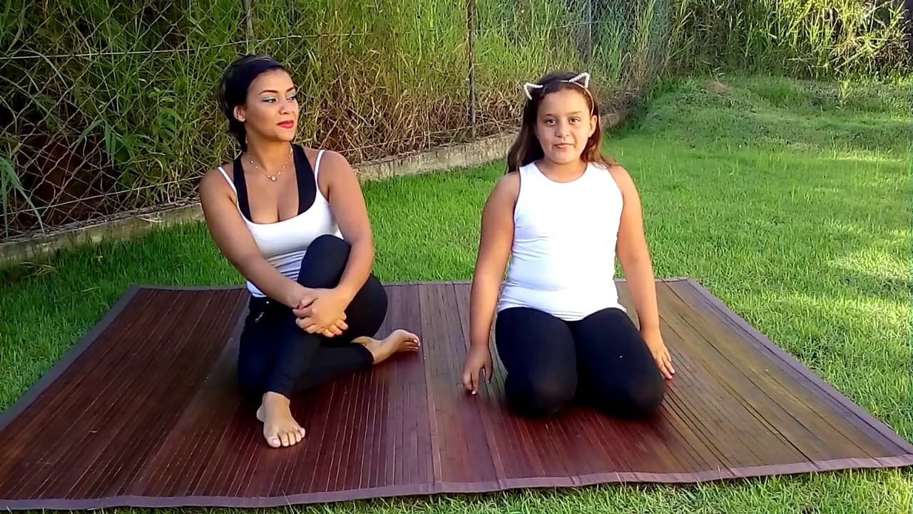 Desafio Yoga Challenge(Com minha mãe) - YouTube