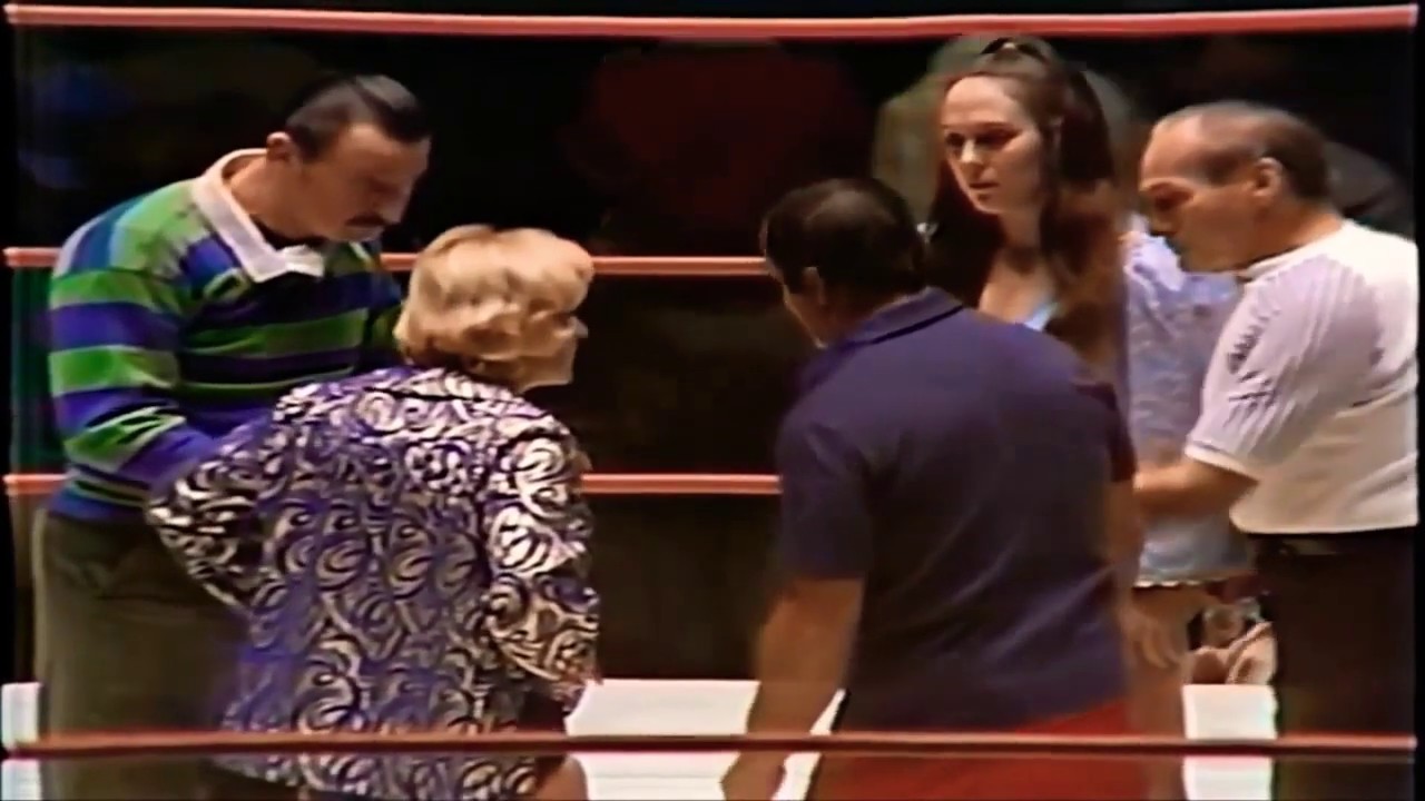 LEILANI KAI V VICKI WILLIAMS/1979 - YouTube