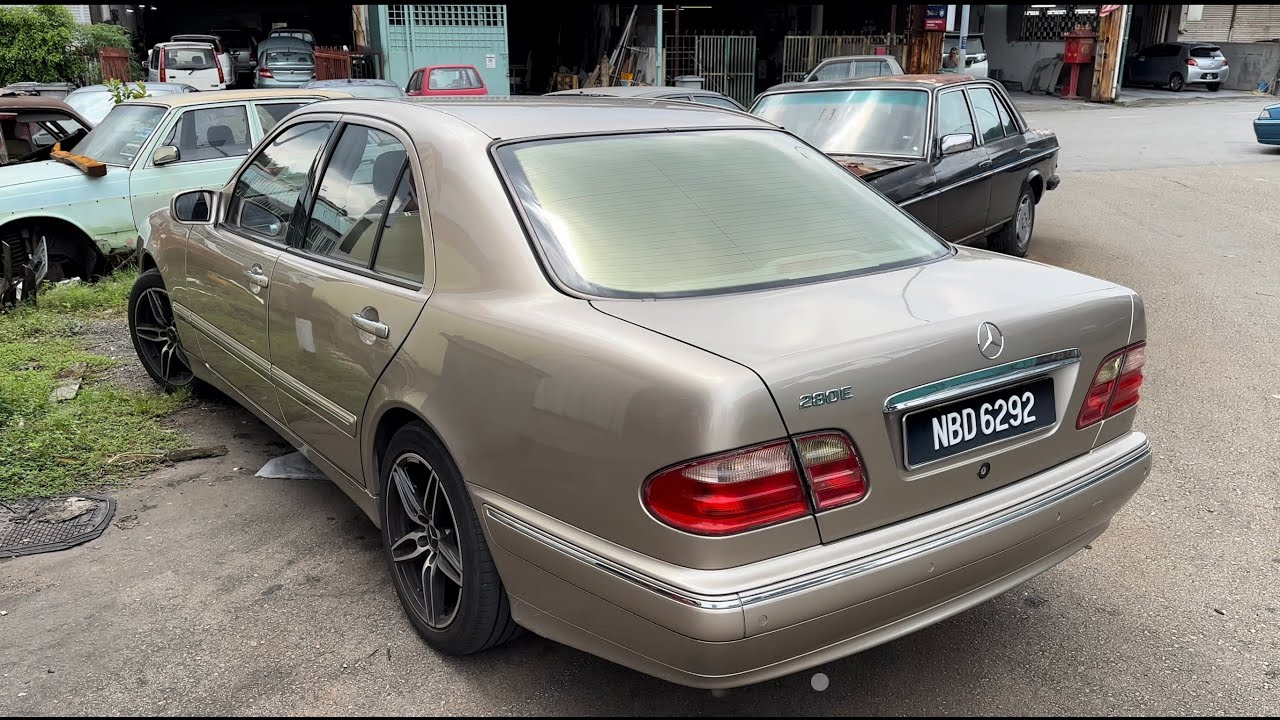 2000 Mercedes Benz E280 Walkaround - YouTube